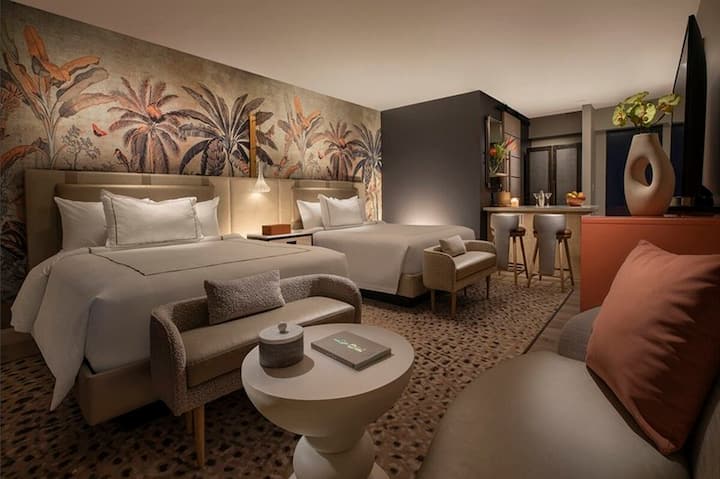 Ideal Spot For Summer Getaways! Pool, 2 Units - Maui, HI