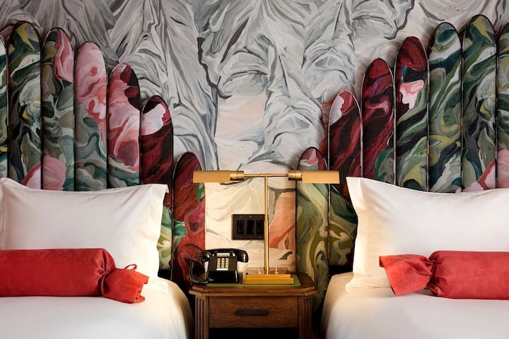 Travel Together: 4x Double Room In Dc Hotel Room - Washington DC