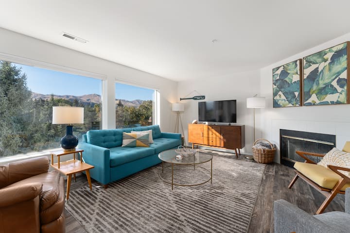 Modern Park Point - Walk To Town - Chelan, WA