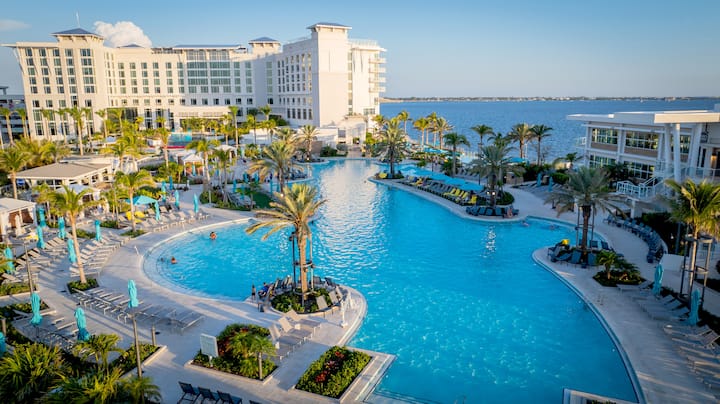 3 Room With 3br And Sunset Views For Group Travel - Punta Gorda, FL
