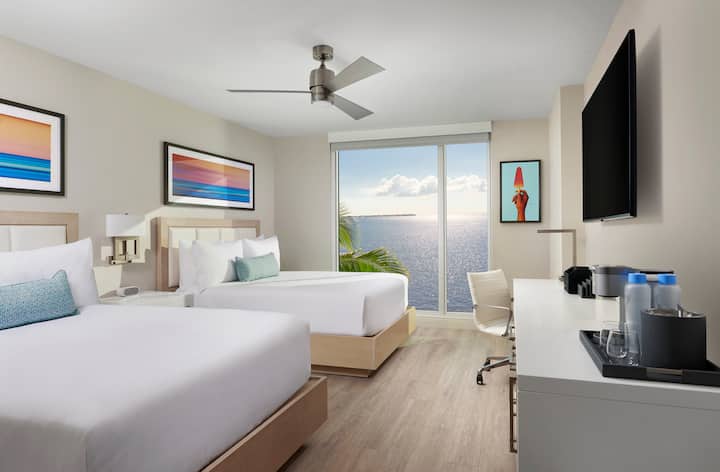 3 Room With Sunrise Harbor Views From 3br Retreat - Punta Gorda, FL