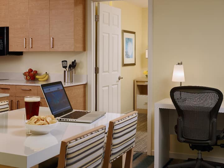 Family Suite With Pool And Bbq Access - ニュー・ブランズウィック