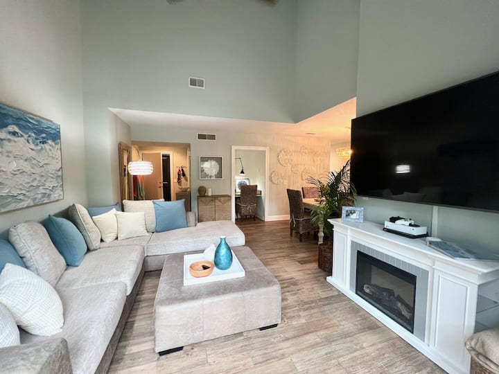 Luxe Villa Half Mile To Beach Club And Beach - Seabrook Island, SC