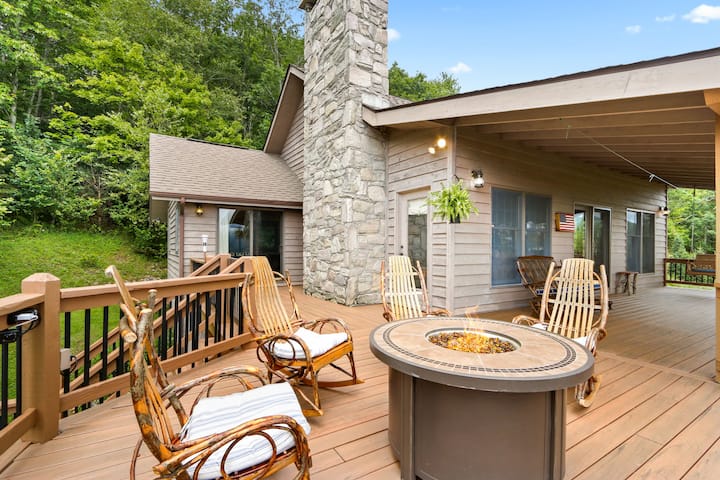 Gorgeous Mountain Cabin In Banner Elk - Sugar Mountain, NC