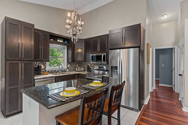 Cheryl House - We Love Doggies - Mid Town Location - Wilmington, NC