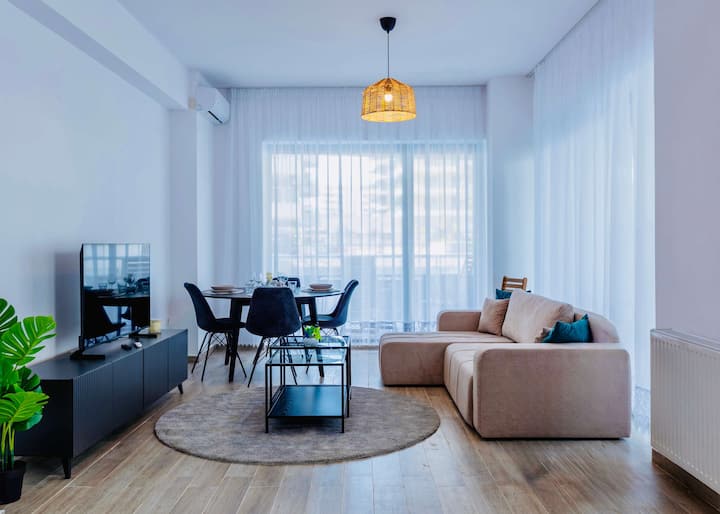 Sea View | Hubix Suites | Casa Del Mar C2-52 2br - Constanța