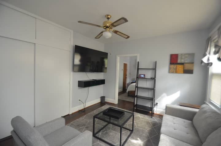 Cozy 2br Retreat - Edison