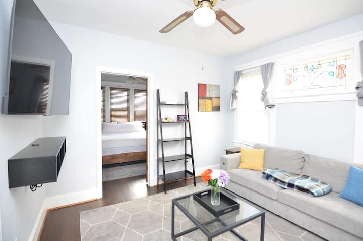 Cozy Beds W/ Parking & Laundry Near Ru/rwj/train - Edison, NJ