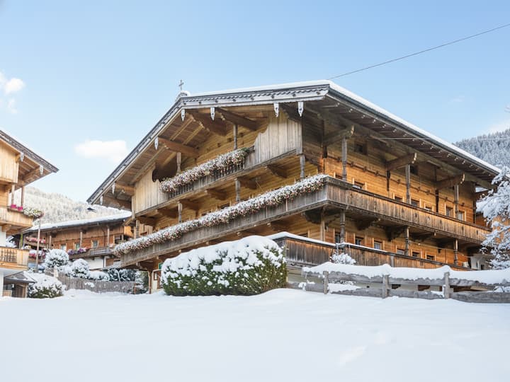 Grand Appartement à La Ferme Avec Jardin - Alpbach