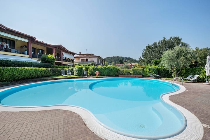 Dimora Del Lago - Oasi Con Piscina - Desenzano del Garda