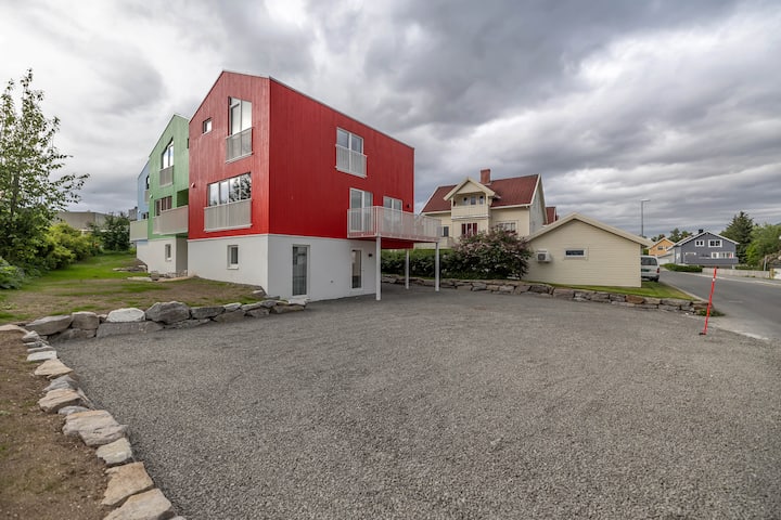 New Town House Nearby Sydspissen, Red House - Tromsø