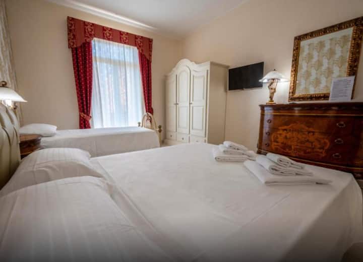 Shine On - Queen Room Con Balcone - Marzamemi