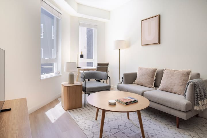 Blueground | Old San Leandro, Gym, Nr Lake Chabot - San Leandro, CA