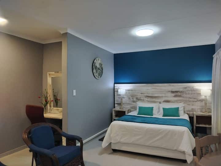 Classic Elite King Room - Springs