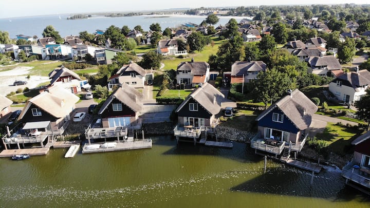 Fisherman's Villa With Sauna - 6 Persons - Makkum