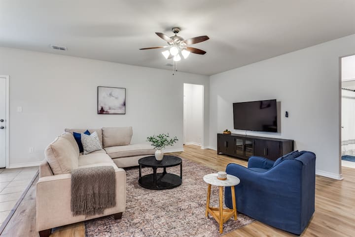 Bendale Bliss In Benbrook - Montserrat Road – Fort Worth
