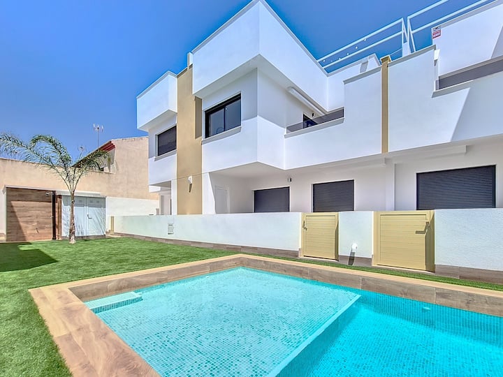 Penthouse Apartment, Roof Terrace And Pool - San Pedro del Pinatar