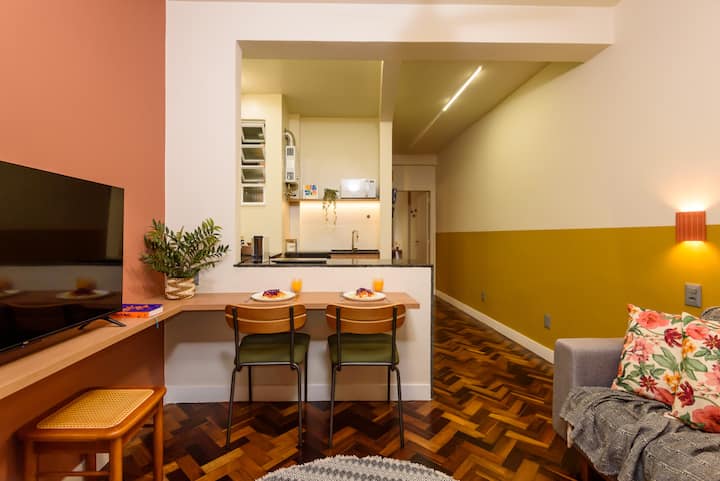 Quarto E Sala Charmoso A 4min Da Praia De Copa! - Rio de Janeiro