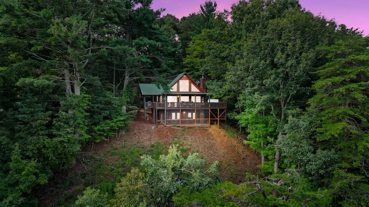 Cabin Sweet Cabin | Hot Tub•game Room•dog Friendly - Blue Ridge Lake, GA