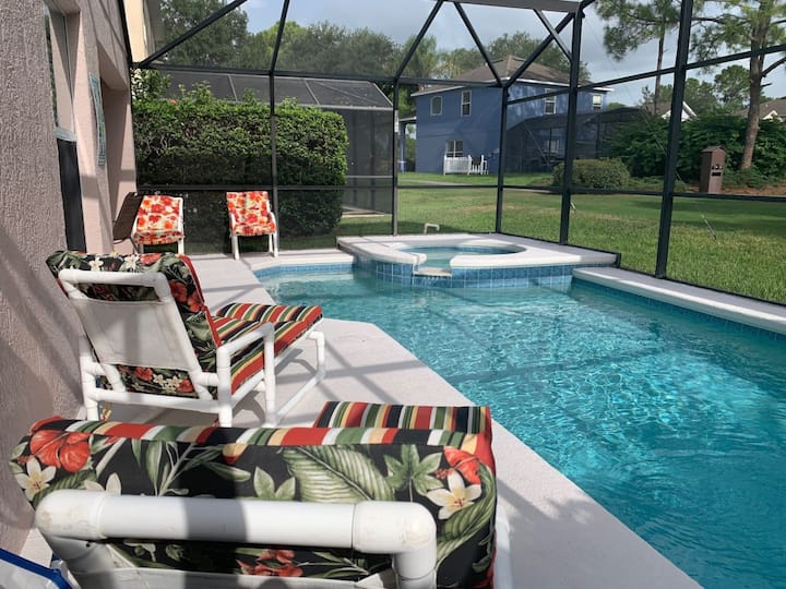 A Private Golfing Resort Home/pool - Haines City