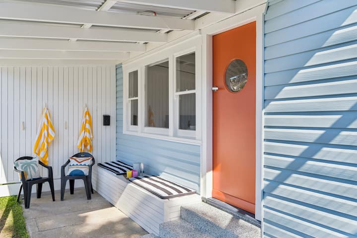 Seabreeze - Macauley's Retro Beachside Vibes - Coffs Harbour, Australia