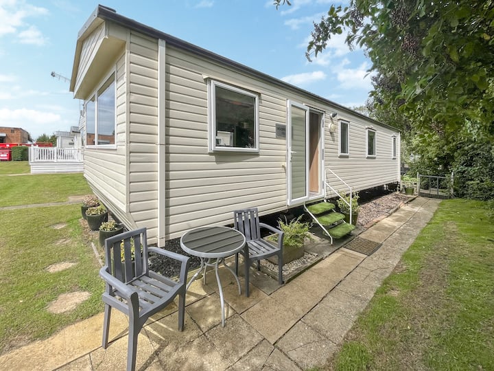 Home From Home - Dover