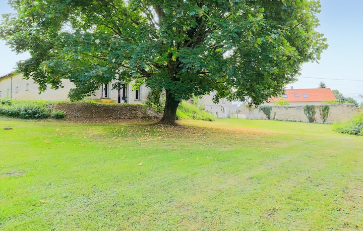 Beautiful Home In Monthenault With Wifi - Chamouille