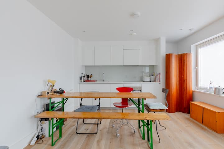 1bd Flat With Direct City Access, Finsbury Park - London