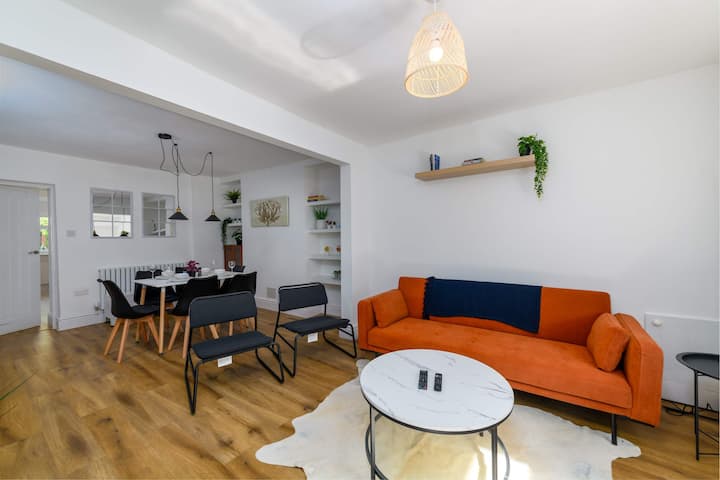Bright & Spacious 3 Bed Home Minutes Frm Bike Park - Merthyr Tydfil