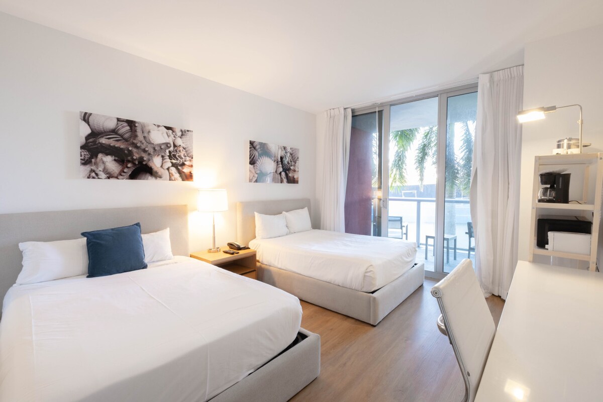 Stunning Beach Studio | Views & 2 Comfortable Beds - Apartments for ...