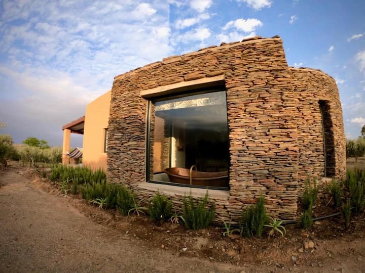 Two Bedroom Cottage - Barrydale