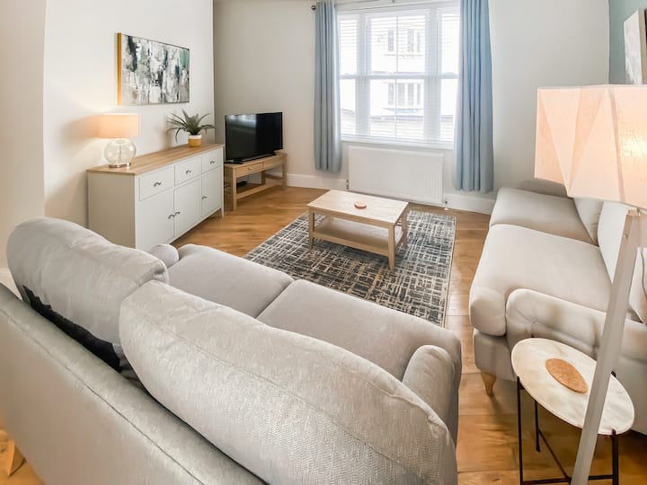 Low Tide - Uk50362 - Filey