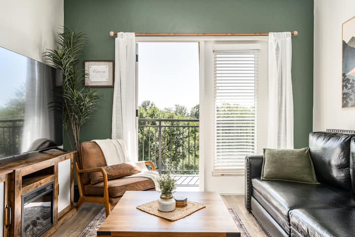 King Beds, Pool, Coffee Bar, Balcony - Boise, ID