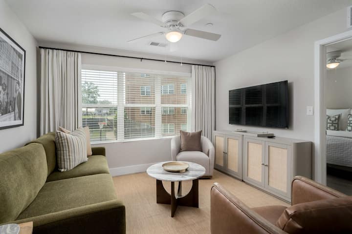 High Cotton – 3br/3ba Condo Near Ua W/ Pool & Gym - Tuscaloosa, AL