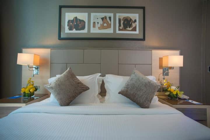 Elegant Room Near Al Mariah Mall & Capital Gardens - Abu Dhabi