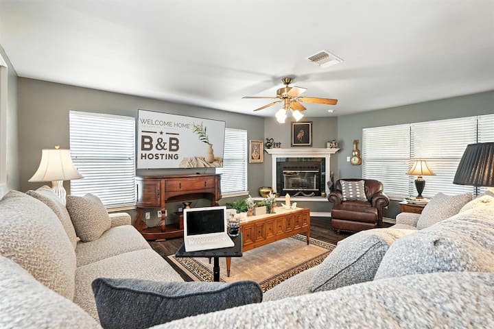 Apartment In The Country:  Private Ranch Retreat - Lake Sweetwater, Sweetwater