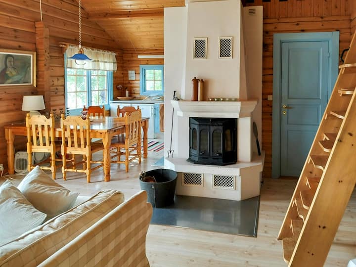 Cottage By Lake Mälaren At Malmhuvud - Bro