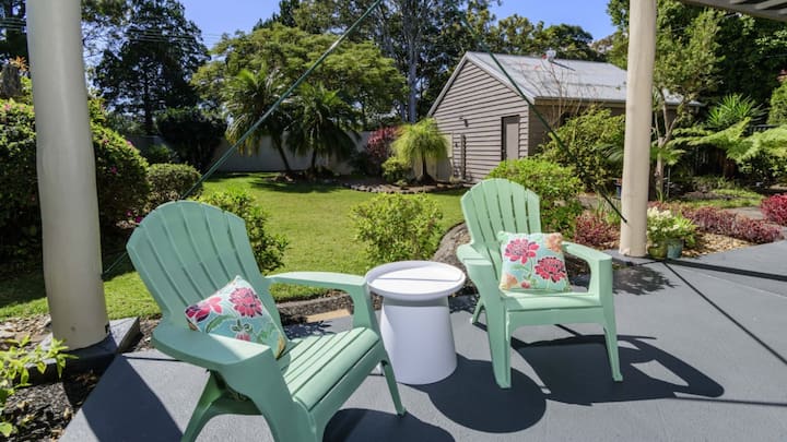 Best Friends Beach House - Sandstone Point
