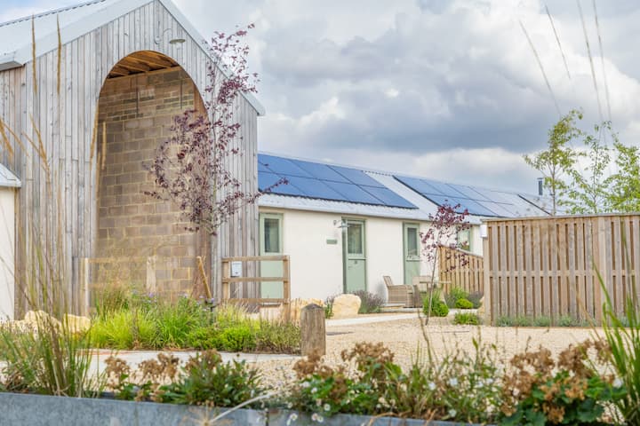 The Little Stable - Cosy 1 Bed Cottage In Burford - Burford, UK