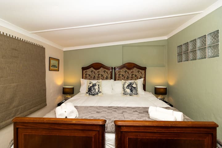 Glen Eden Lodge: Courtyard Garden 4 - Howick