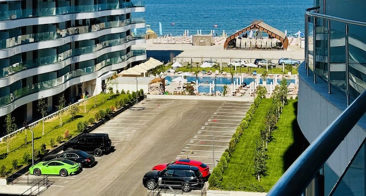 Hubix Suites | Poolview | Casa Del Mar C1-80 - Constanța