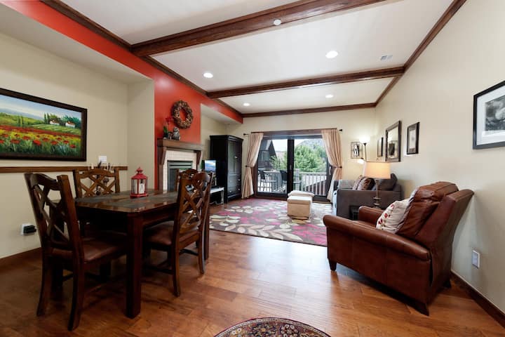 Heart Of Downtown Durango - Pet Friendly Condo - Durango, CO