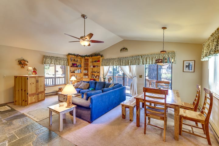 Quiet Truckee Retreat W/ Deck, 5 Mi To Donner Lake - Truckee, CA