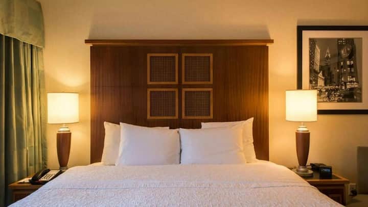 Soho 54 - Private Balcony & Accessible Features - Manhattan, NY