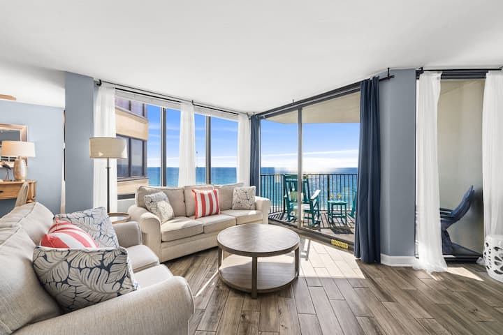 Gulf Views Beachfront/ Beach Chairs Provided! - 巴拿馬市海灘