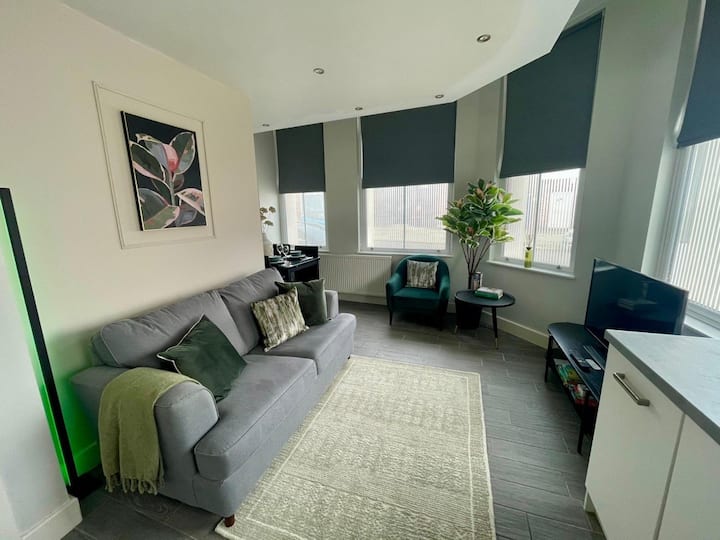 Woolton | Washer/dryer | Sofa Bed | Free Parking - Speke - Liverpool