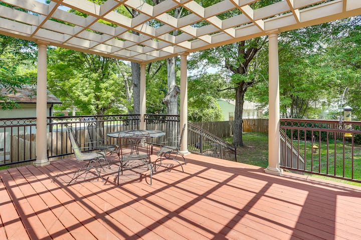 Walk To Dtwn & Freed-hardeman: Home W/ Fenced Yard - Henderson, TN