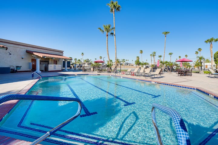 Pool, Hot Tub & Tennis Courts: Yuma Home Near Dtwn - Yuma, AZ