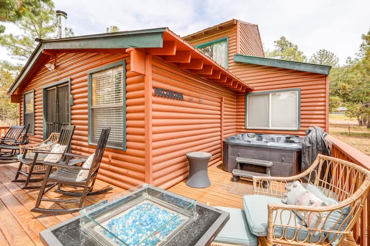 Private Hot Tub & Fire Pit: Pine Cabin Near Hiking - Pine, AZ