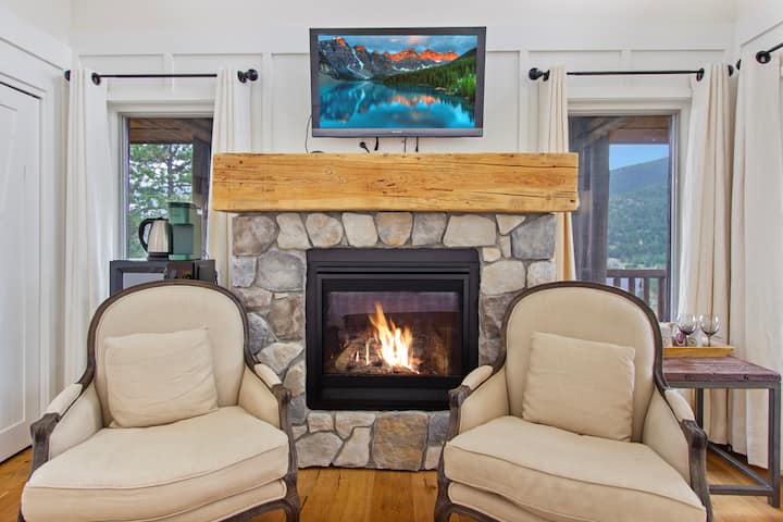 The Cheyenne Cabin - #2 At Pathways Ranch - Allenspark, CO